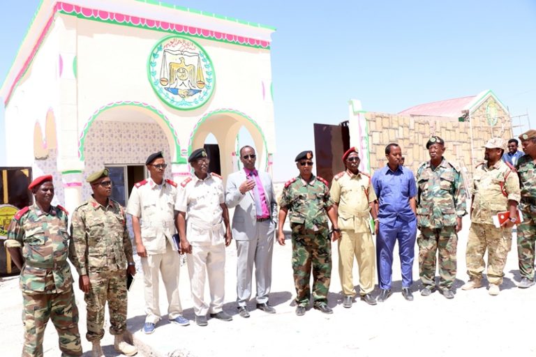 Somaliland: Defense forces fence the new presidential palace building ...
